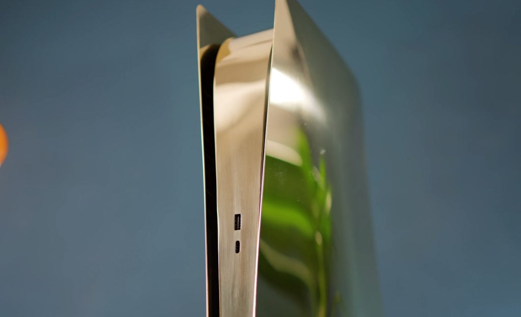 DIY expert builds a ‘stunning’ PlayStation 5 out of brass | VGC