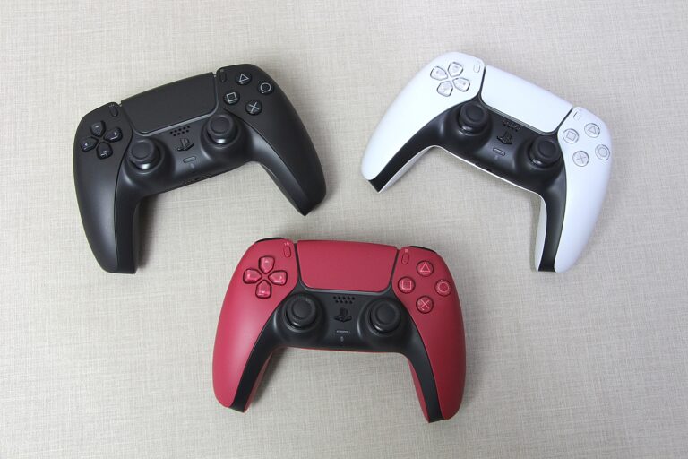 Gallery: Here’s PS5’s new Red and Black DualSense controllers, in the ...