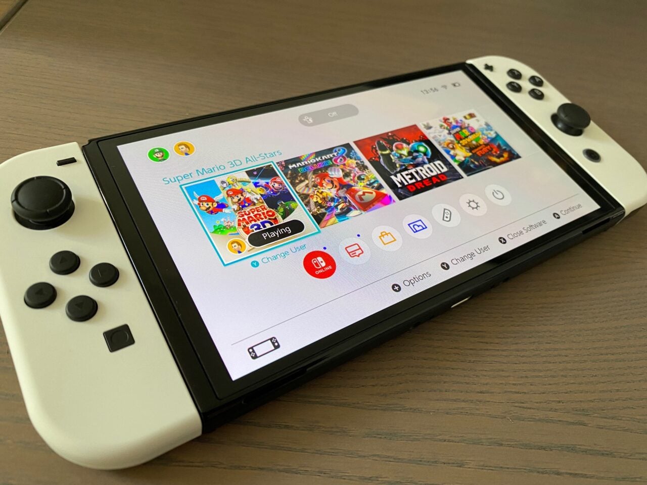 Review: Nintendo Switch OLED is a striking upgrade for portable players ...