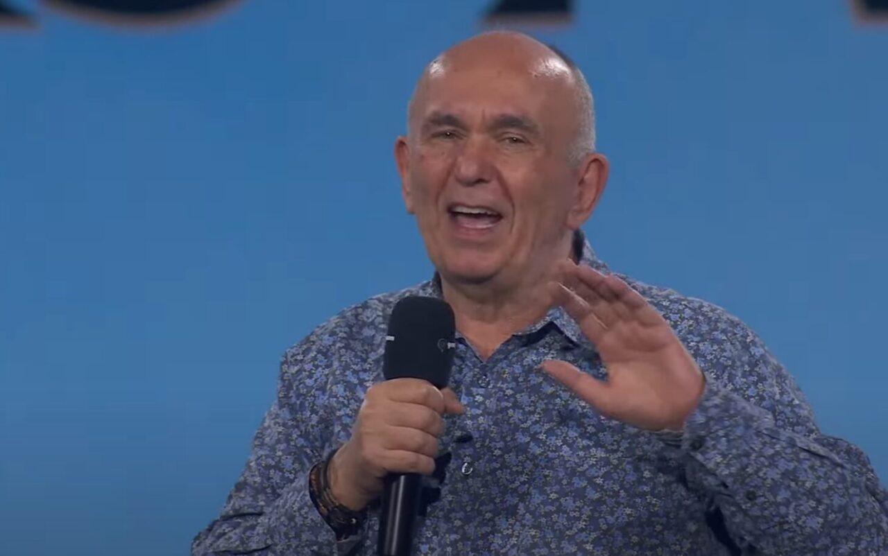 ‘I’ve come home to PC and console’: Peter Molyneux unveils new god game ...