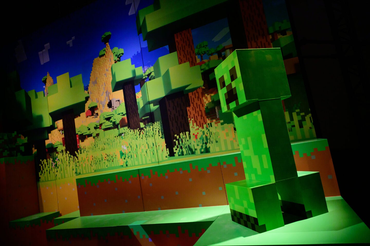 London is getting ‘an immersive Minecraft Experience’ in April | VGC